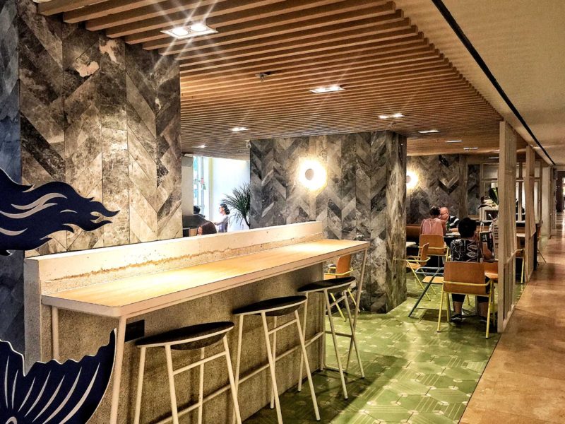 Cafes and Restaurants @Raffles Place MRT