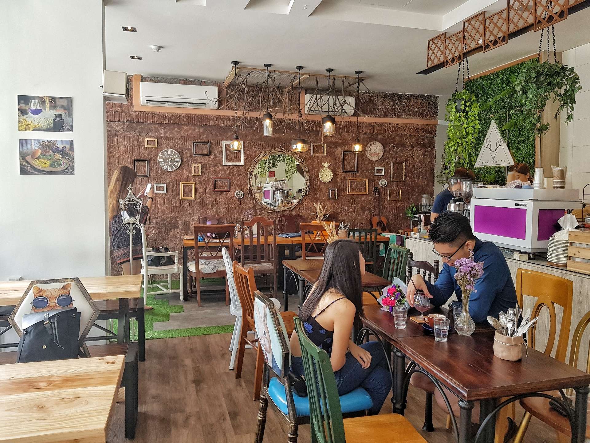 Enchanted Cafe @Rangoon Road