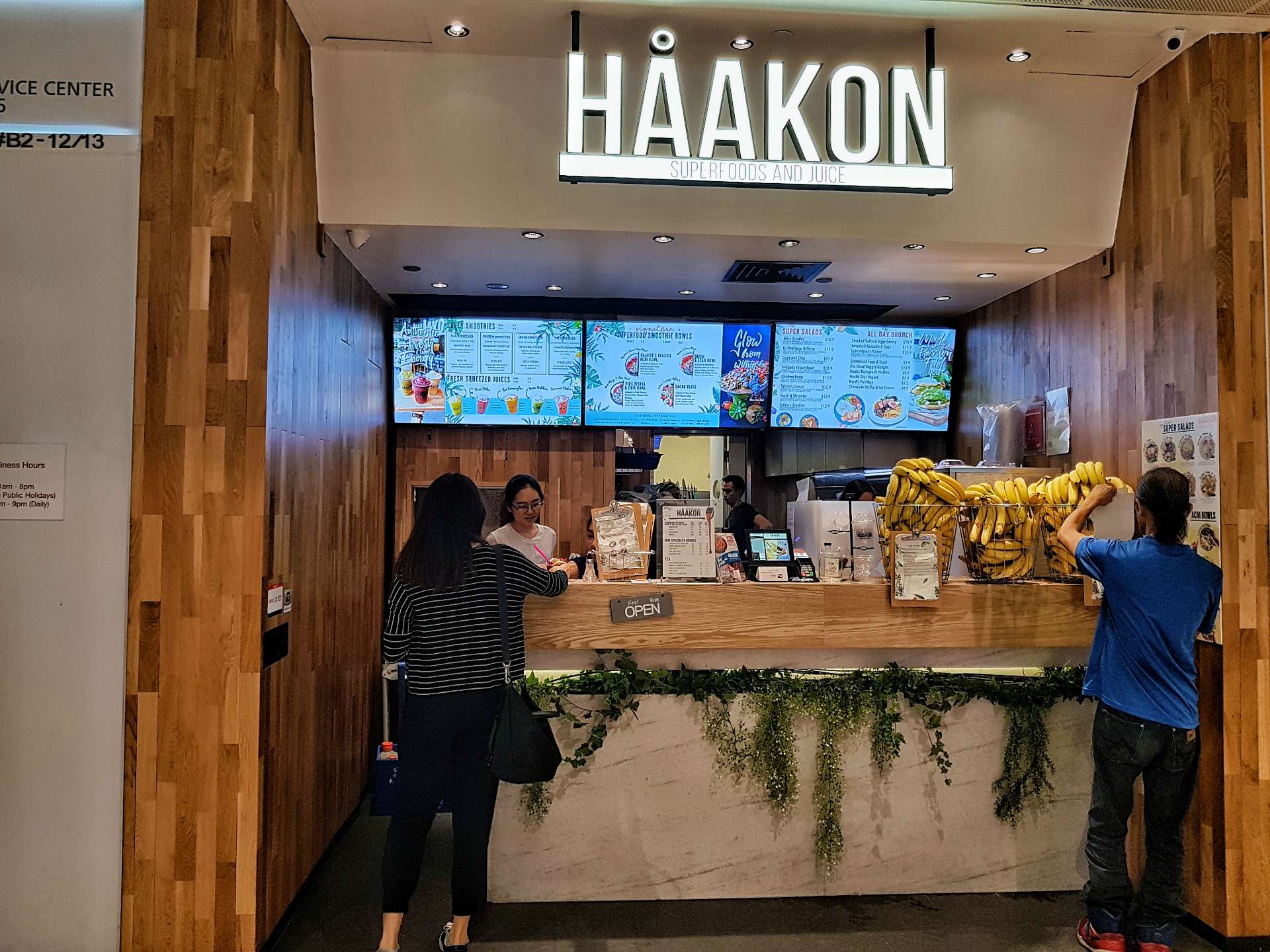 Haakon @313 Somerset