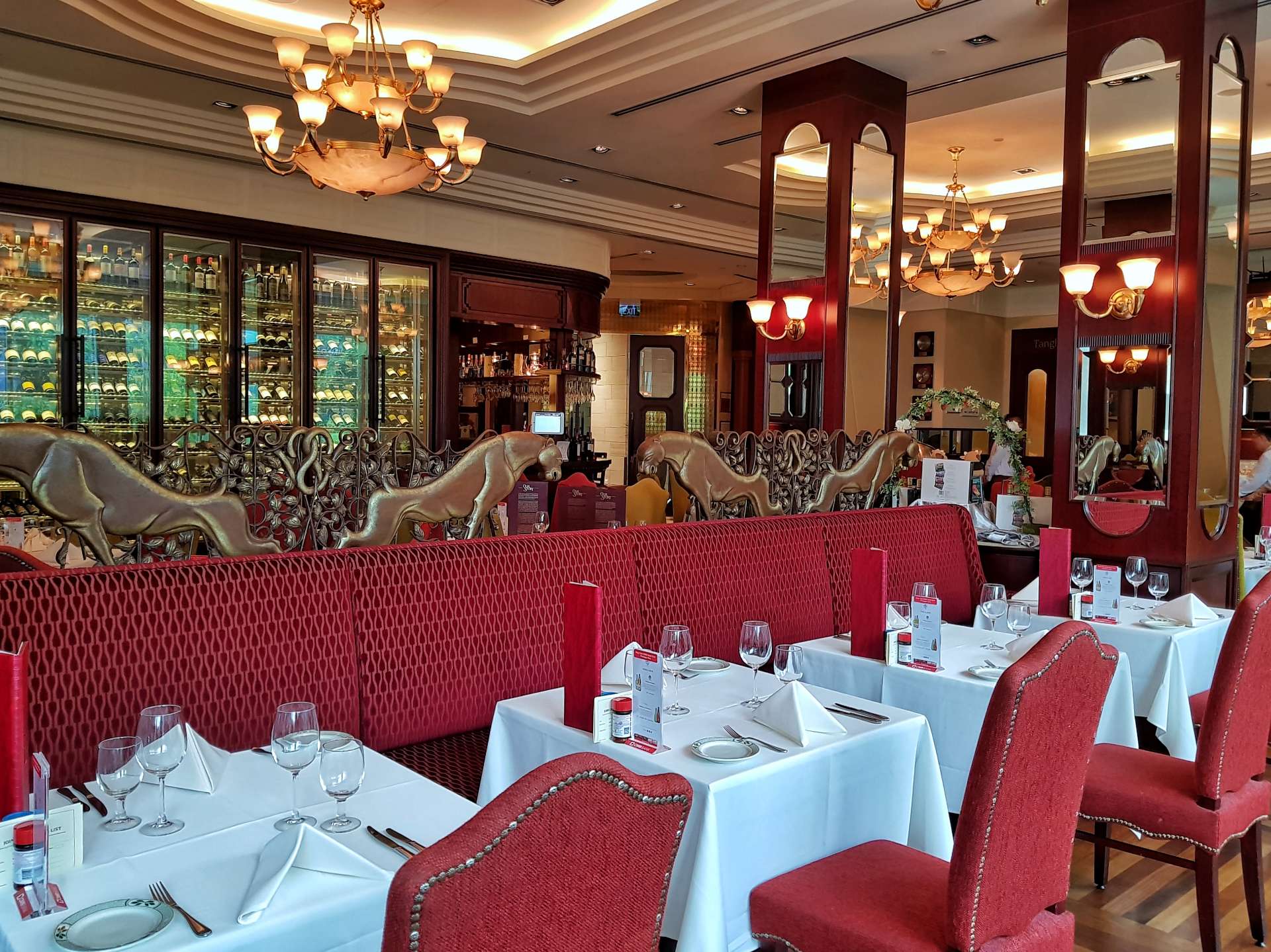 Lawry’s The Prime Rib @Mandarin Gallery