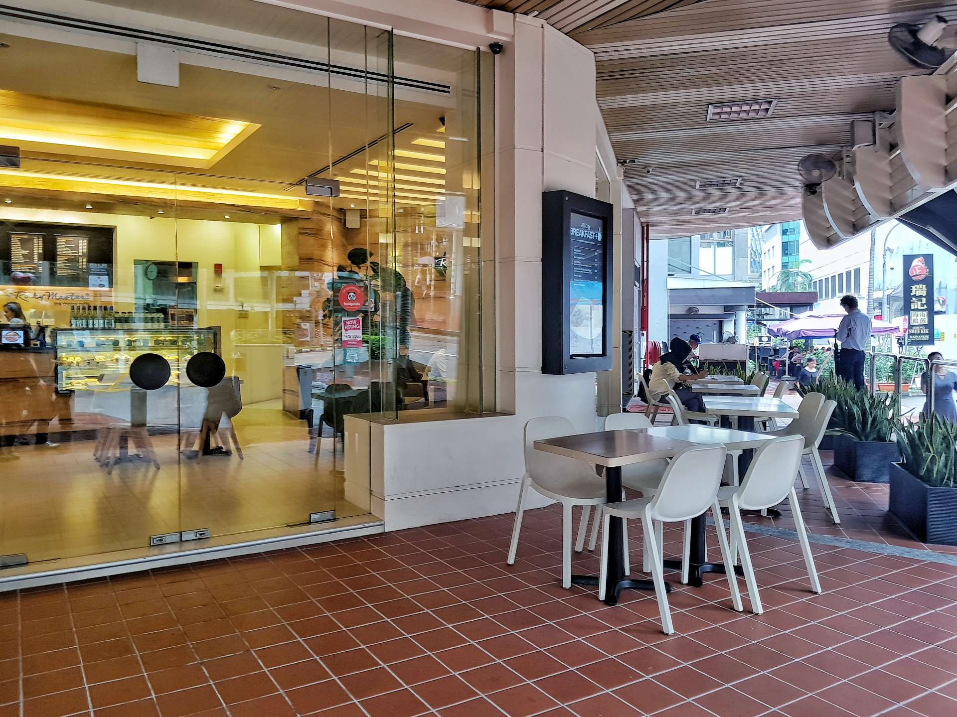 Rocky Master @Jun Xin Building